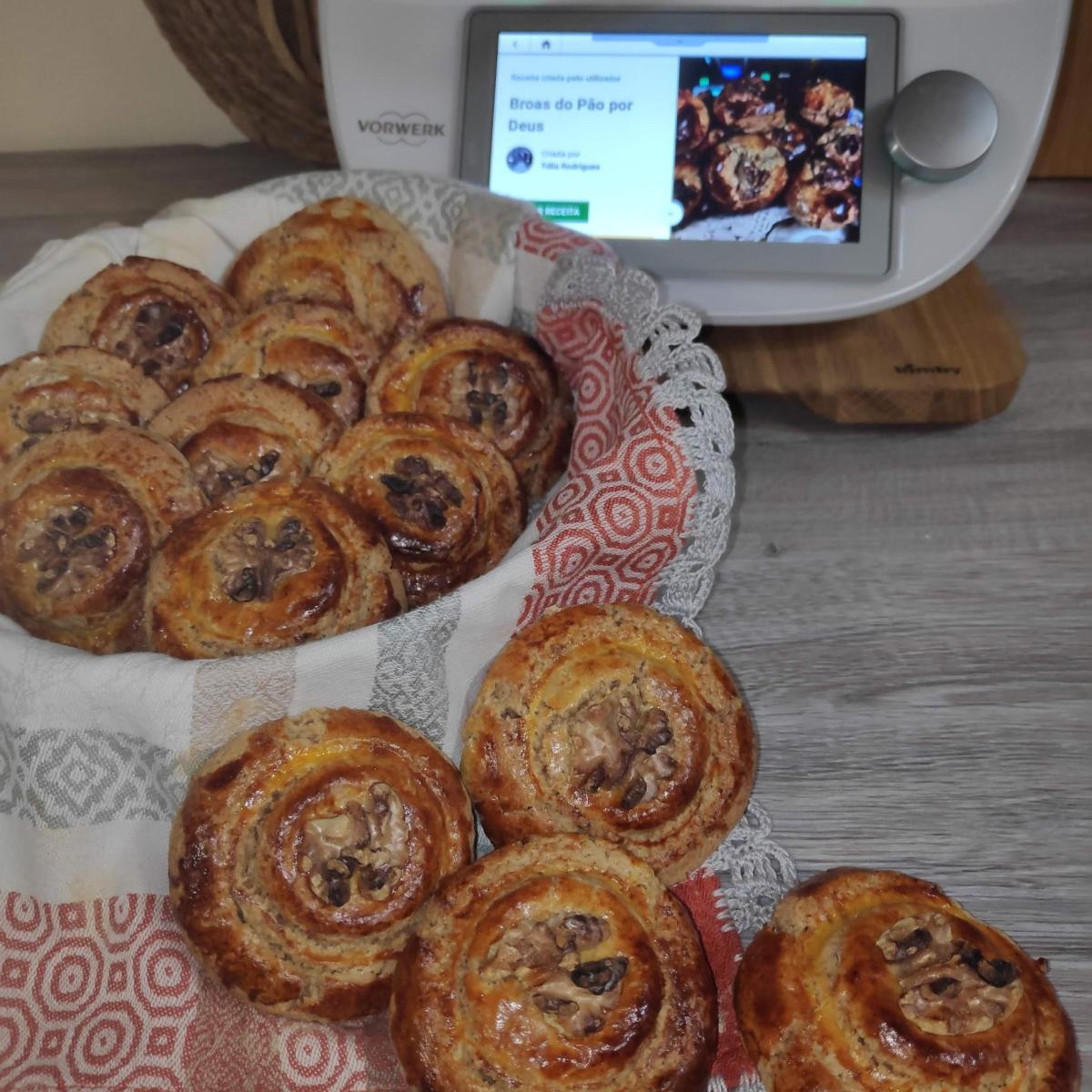 Broas do Pão por Deus de Túlia. Receita Bimby ® na categoria Bolos e ...